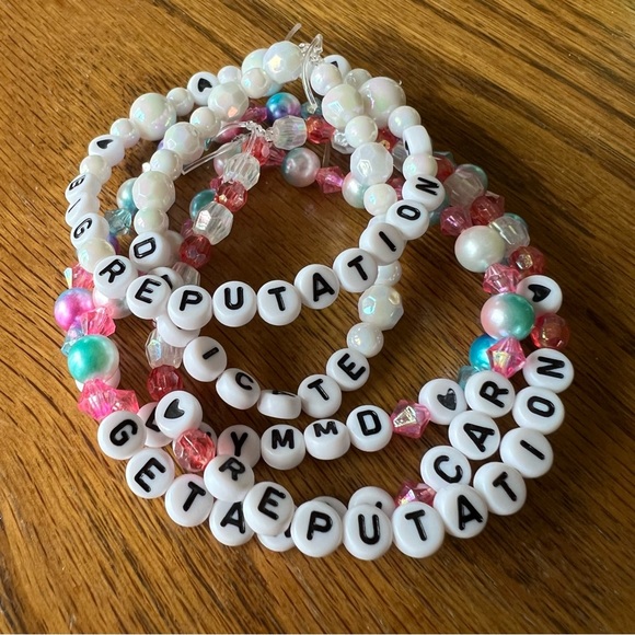 Jewelry | 5 Taylor Swift Reputation Album Friendship Bracelets For Eras ...